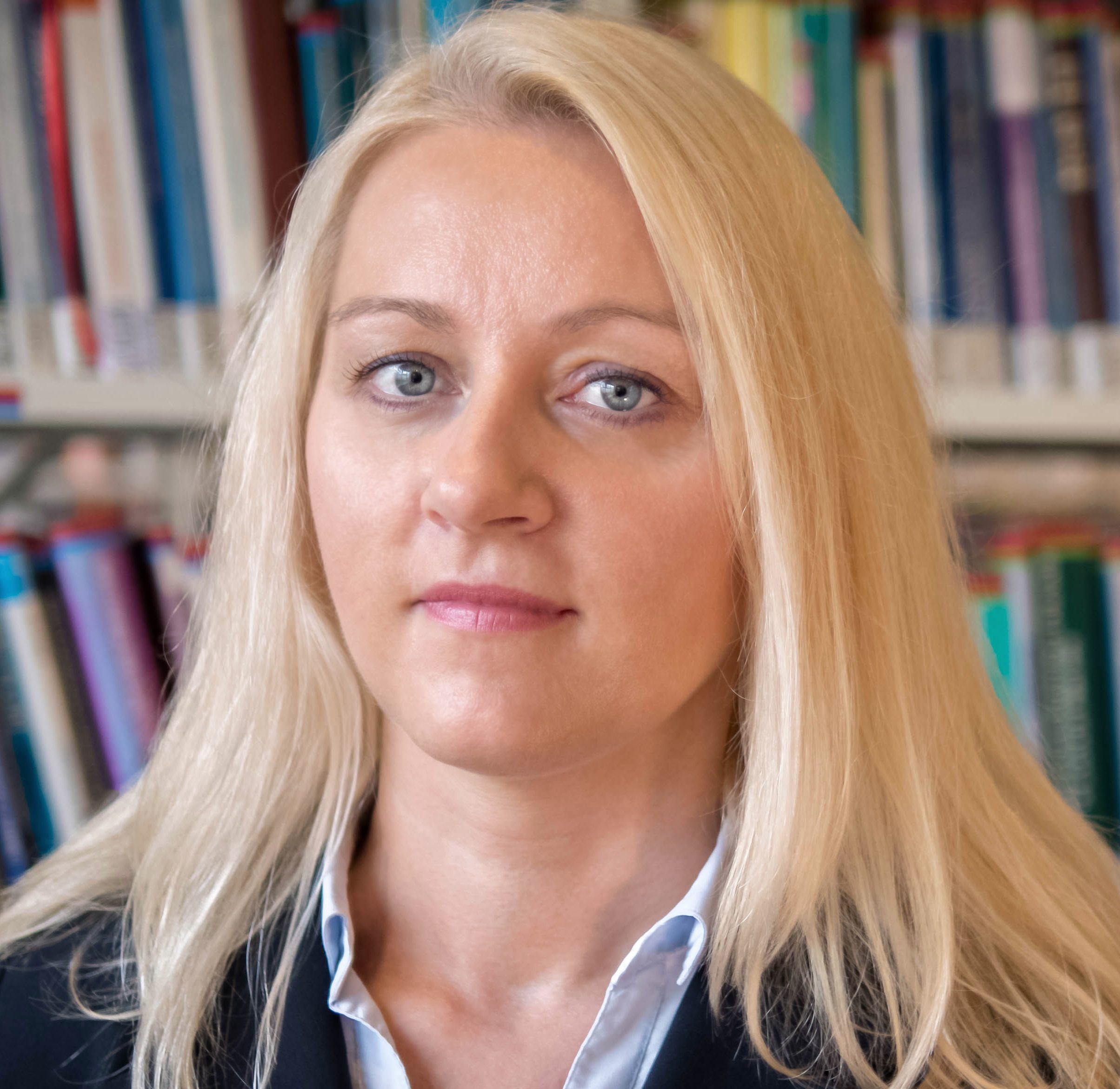 dr Anna Maria Wiśniewska - Akademia Finansów i Biznesu Vistula dr Anna Maria Wiśniewska - Akademia Finansów i Biznesu Vistula
